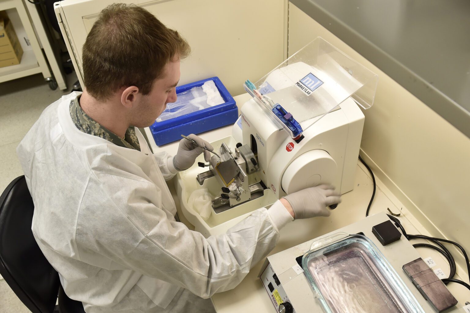HISTOTECHNOLOGY: HELLO FROM THE OTHER SIDE OF THE LABORATORY - ASCLS